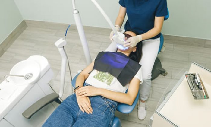 Flúor Dental ¿Qué es? Beneficios y Recomendaciones | Clínica Dental en ...